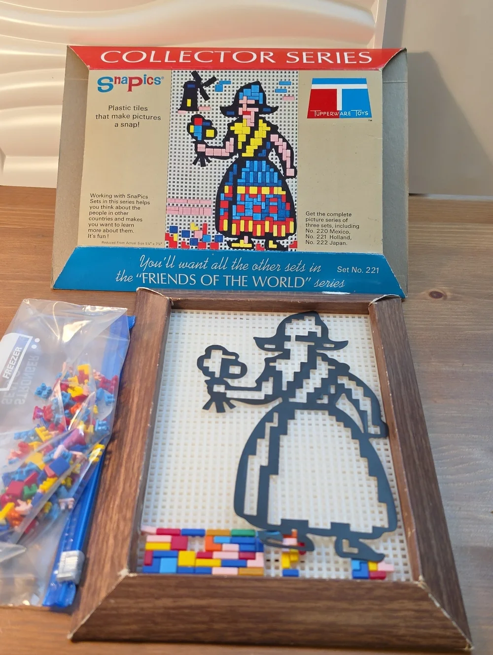 Tupperware | Toys | Tupperware Snapics Collector Series Mosaic Set 22 ...